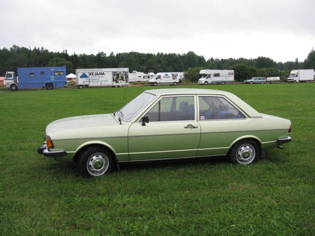 Audi 80: Price, Mileage, Features, Specs, Variants, Engine, Interior ...